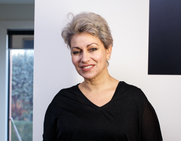 A peek inside... Loriana Cicchini's photography studio | OutInCanberra