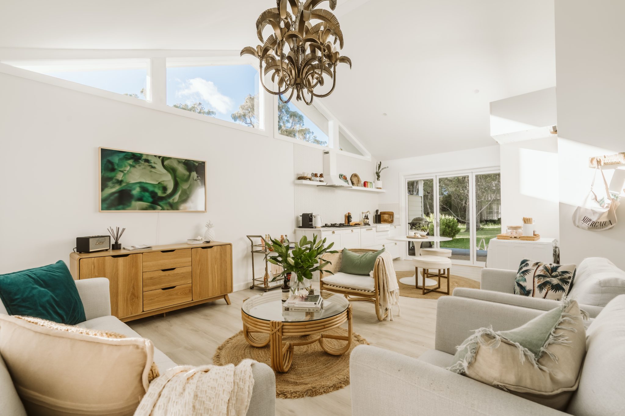 An intimate luxury cottage for two plus your furry friend | OutInCanberra