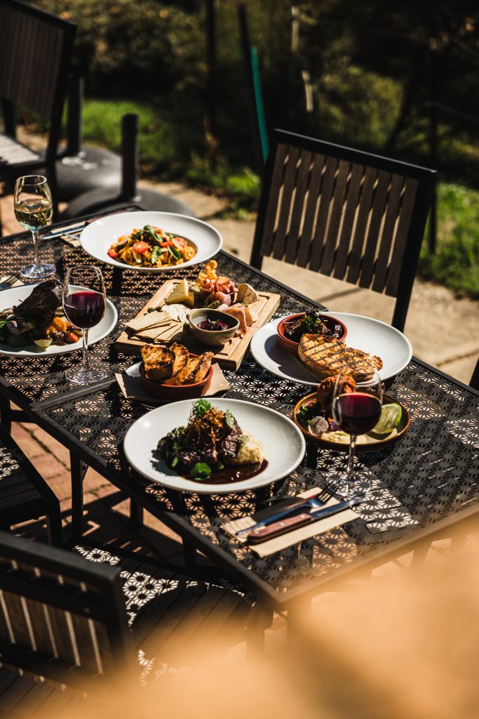 15 restaurants open on Sunday for dinner | OutInCanberra