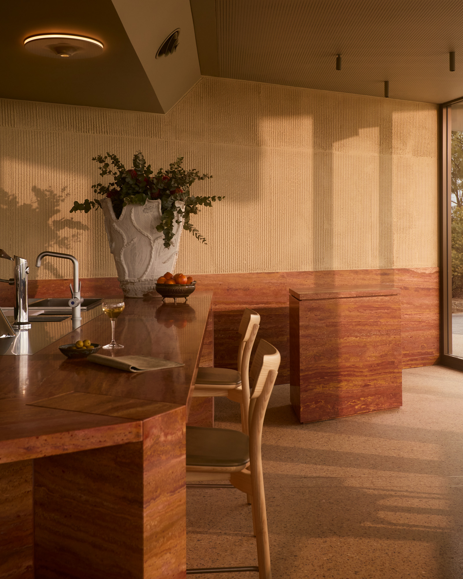 Italian restaurant Lunetta will open in the iconic Red Hill Lookout ...