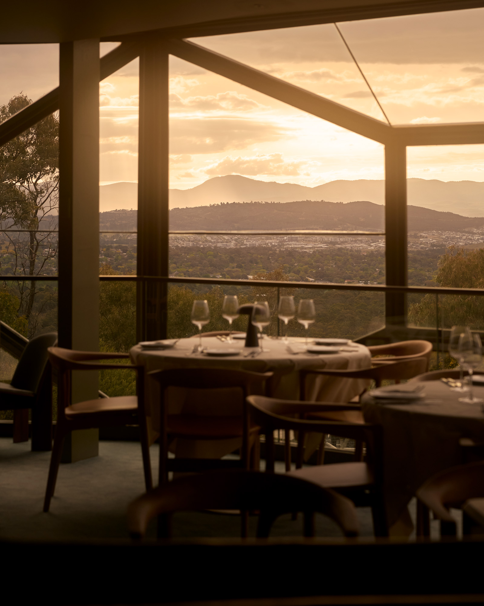 Italian restaurant Lunetta will open in the iconic Red Hill Lookout ...